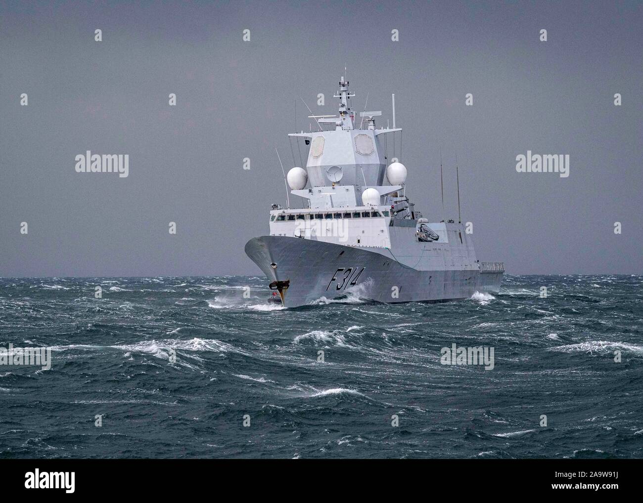 191111-N-UB406-0363 ATLANTIC OCEAN (Nov. 11, 2019) The Royal Norwegian ...