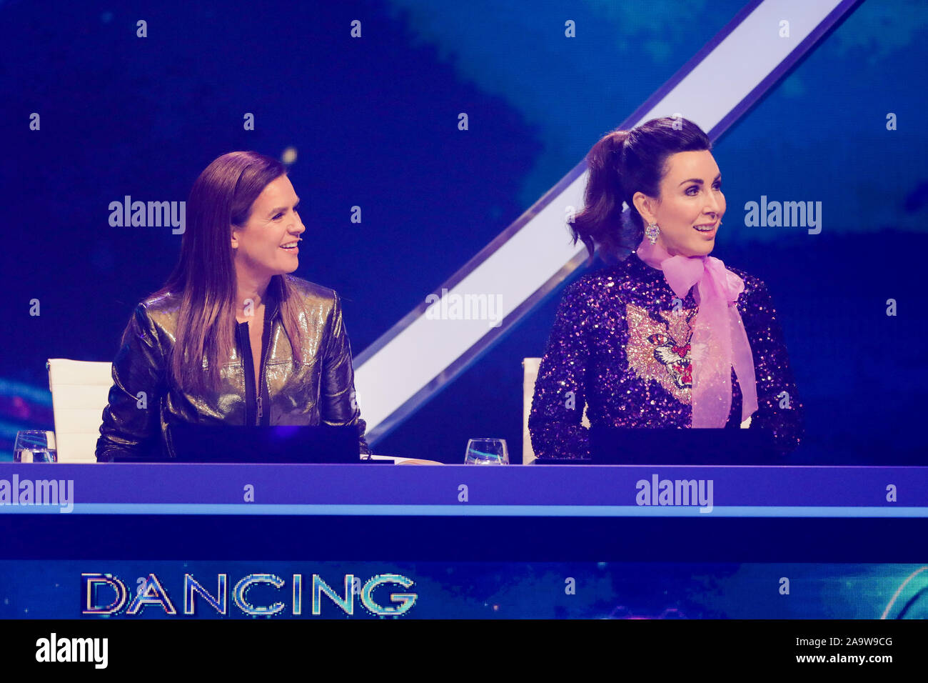 Cologne, Germany. 17th Nov, 2019. Katarina Witt (l) and Judith Williams ...