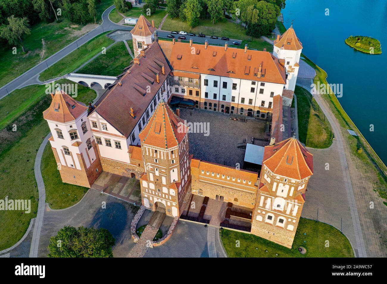 Mir castle complex hi-res stock photography and images - Alamy