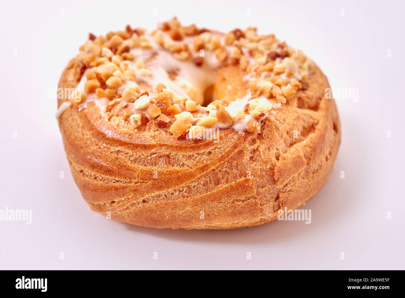Rounded chocolate bread hi-res stock photography and images - Alamy