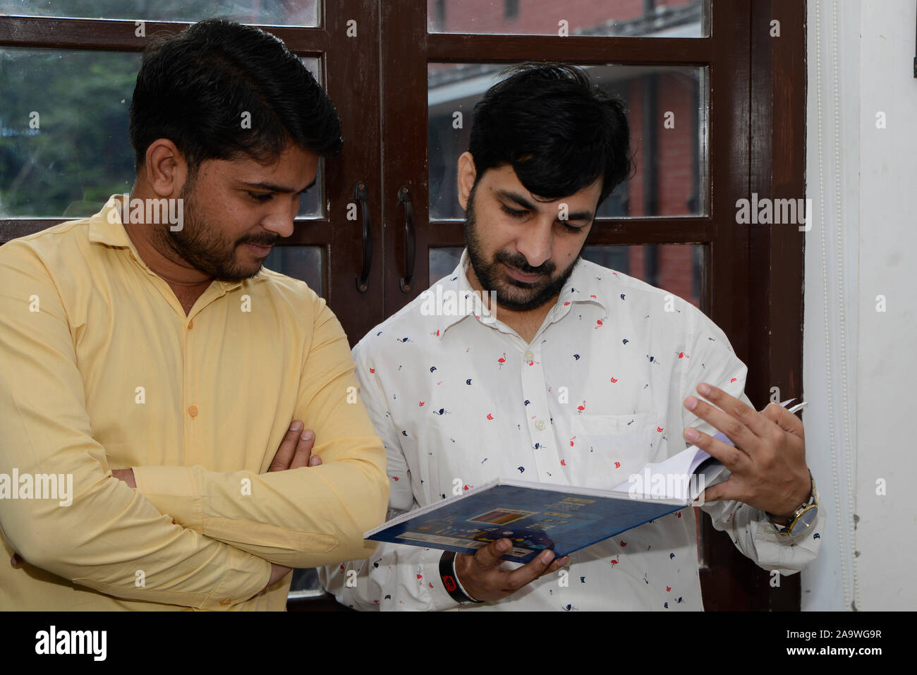 Education indian culture hi-res stock photography and images - Alamy