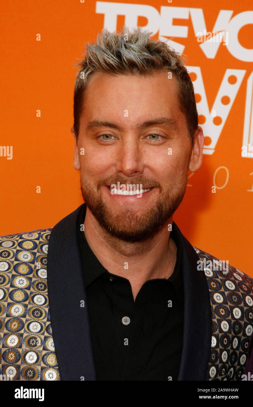 Lance bass space hi-res stock photography and images - Alamy