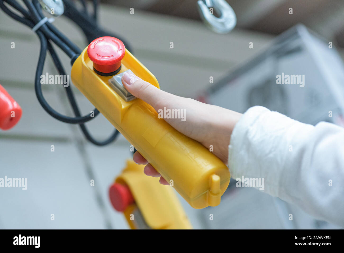 Hand windlass hi-res stock photography and images - Alamy