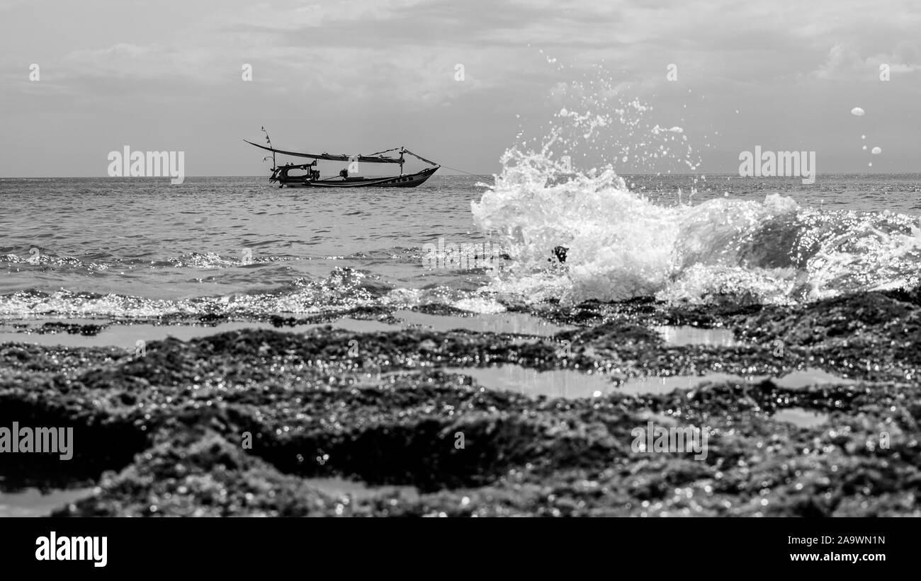 Boat breaking Black and White Stock Photos & Images - Alamy