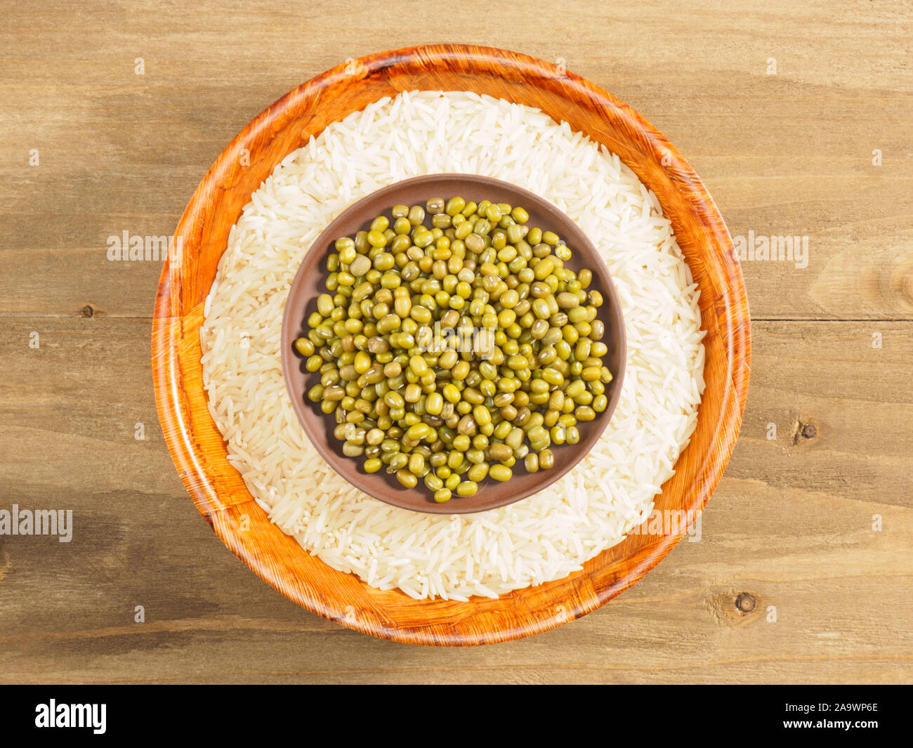 Mung bean plate hi-res stock photography and images - Alamy