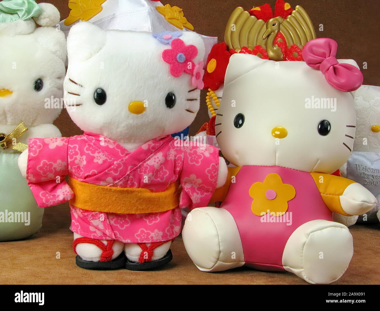 Hello kitty characters hi-res stock photography and images - Alamy