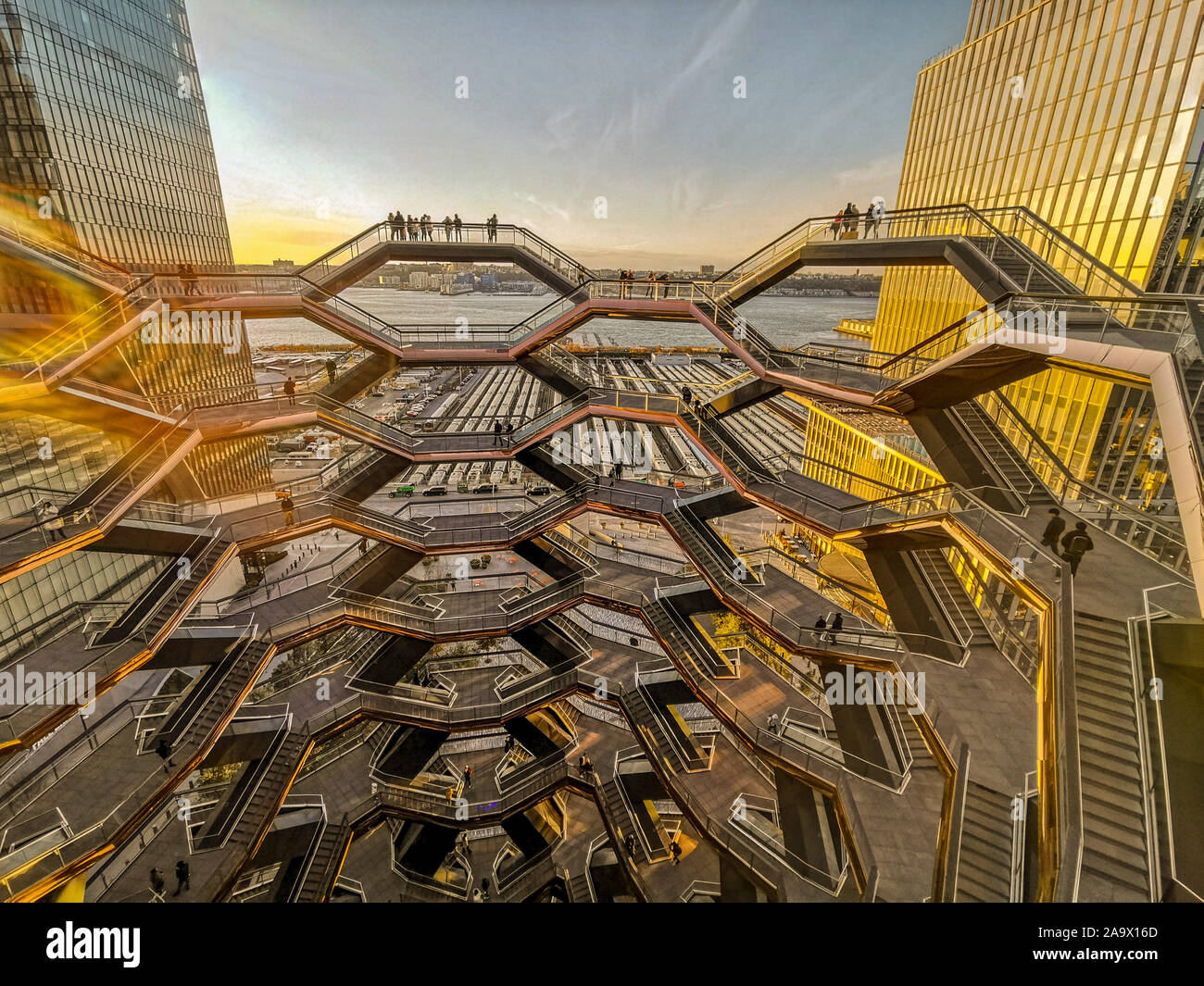The vessel new york hi-res stock photography and images - Alamy