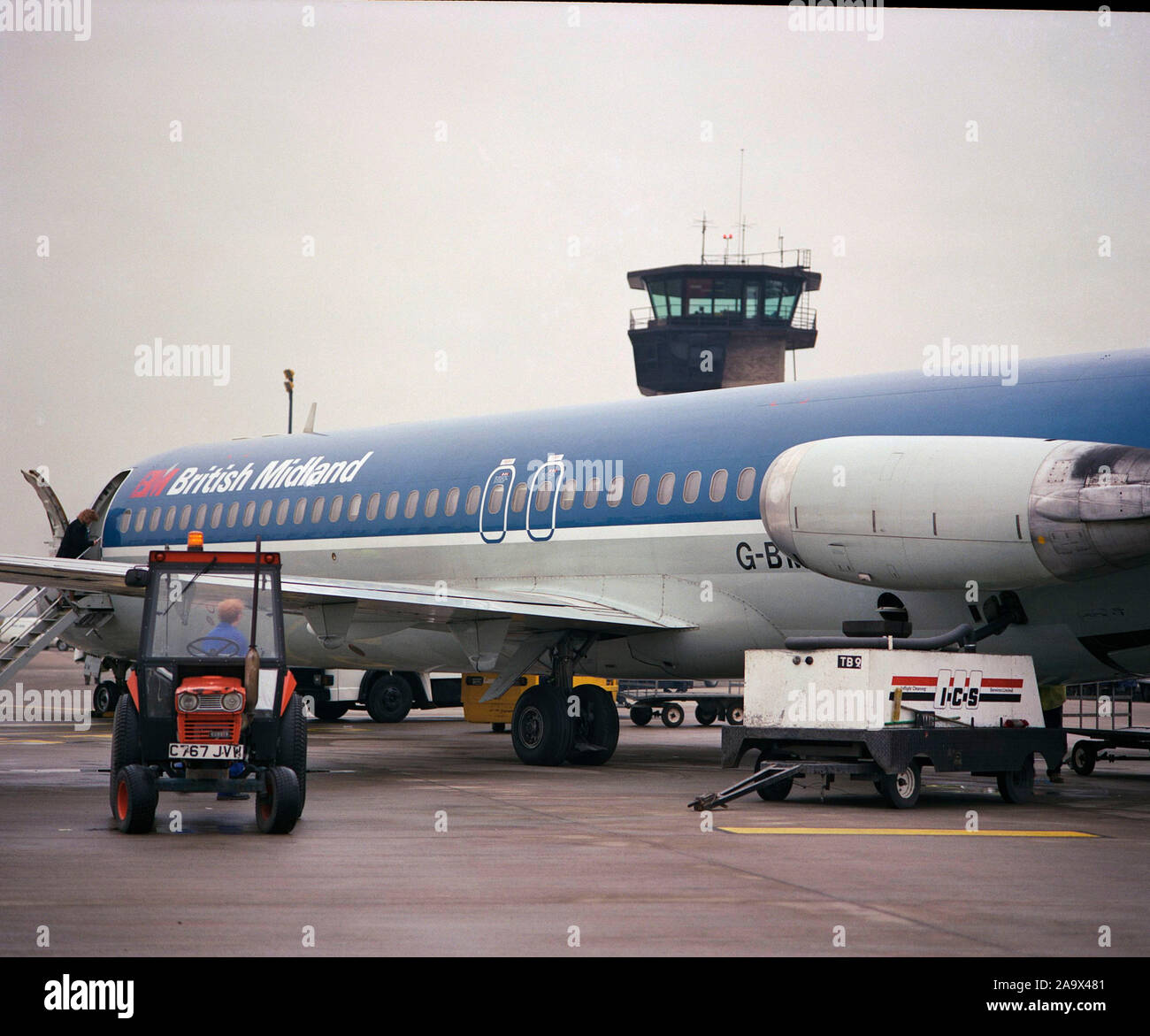 1980s airport uk hi-res stock photography and images - Alamy