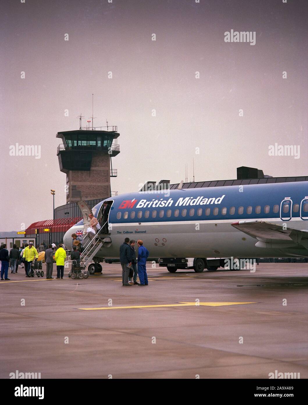 Leeds bradford airport yeadon west yorkshire hi-res stock photography ...