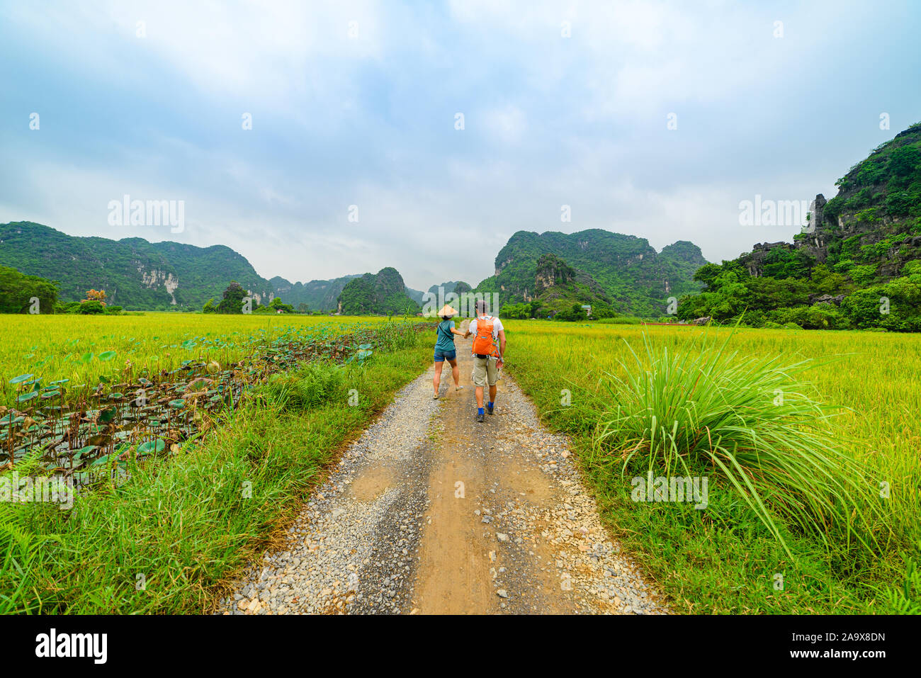 Vietnamese Woman High Resolution Stock Photography and Images - Alamy