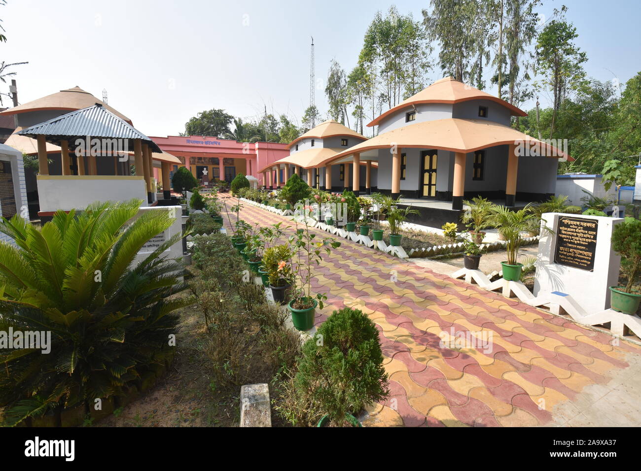 Vidyasagar Smriti Mandir complex. The birthplace of Ishwar Chandra ...