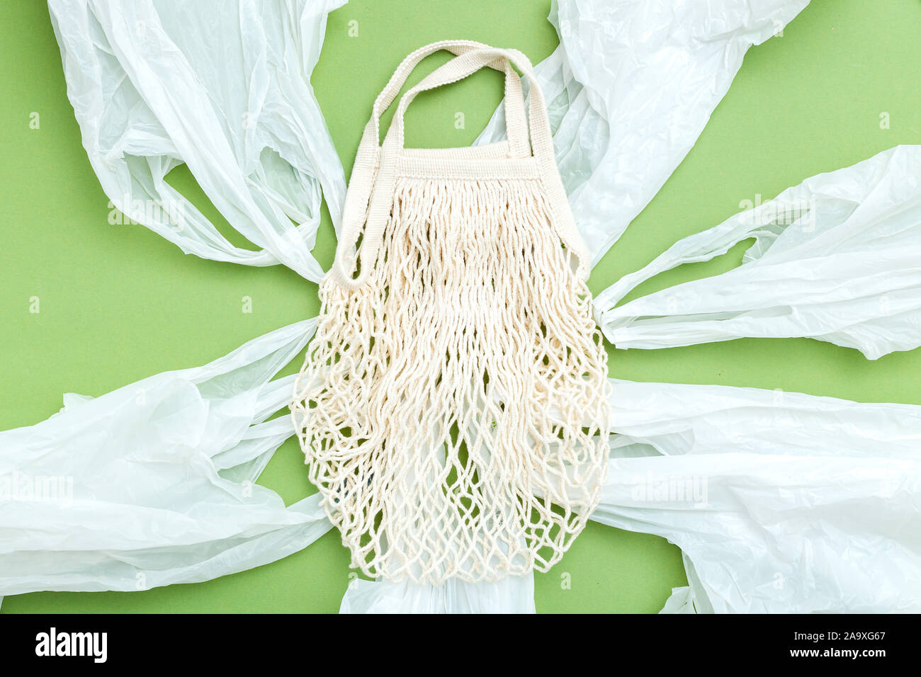 Reusable bag alternatives hi-res stock photography and images - Alamy