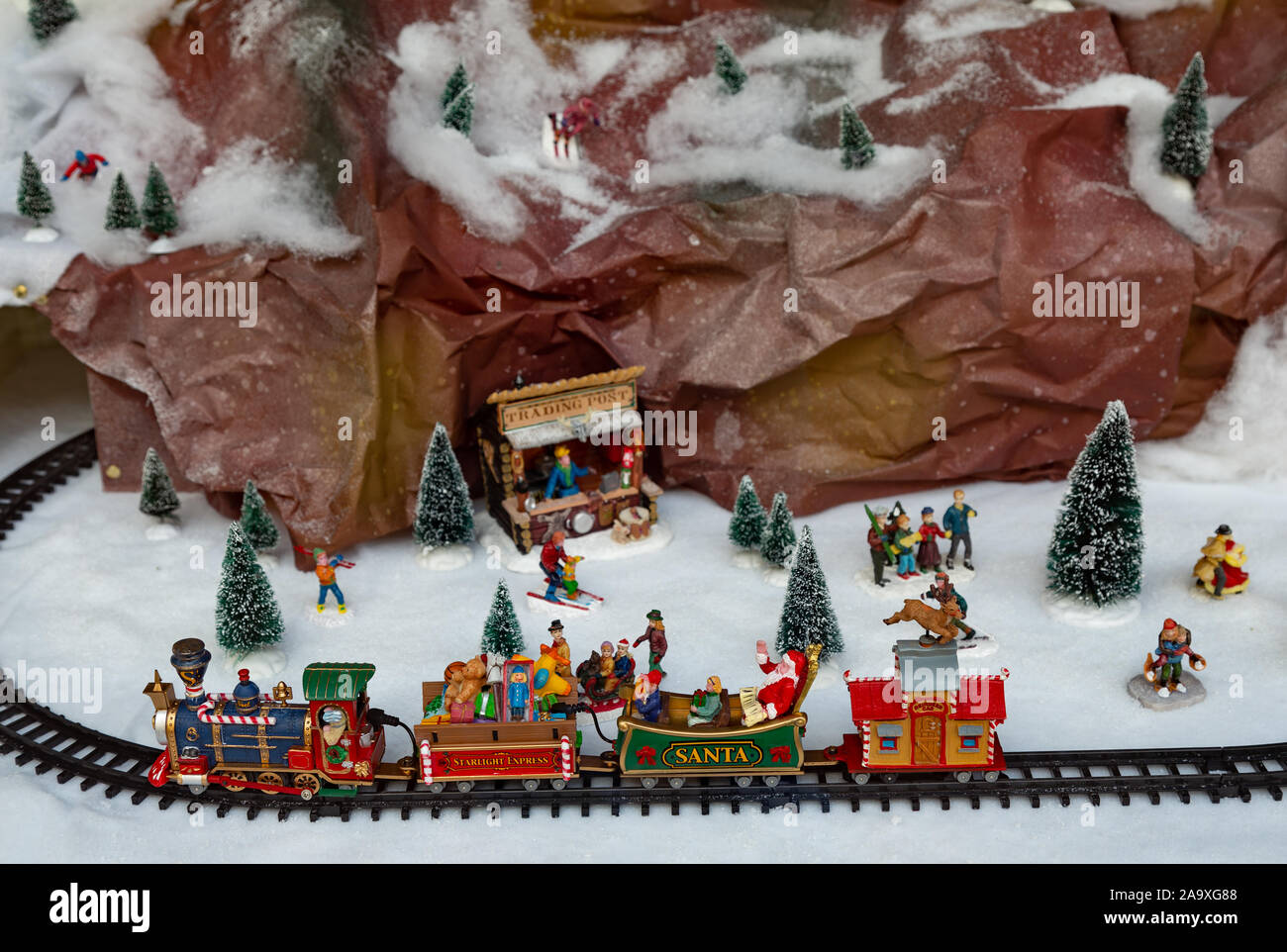 Model village christmas hi-res stock photography and images - Alamy