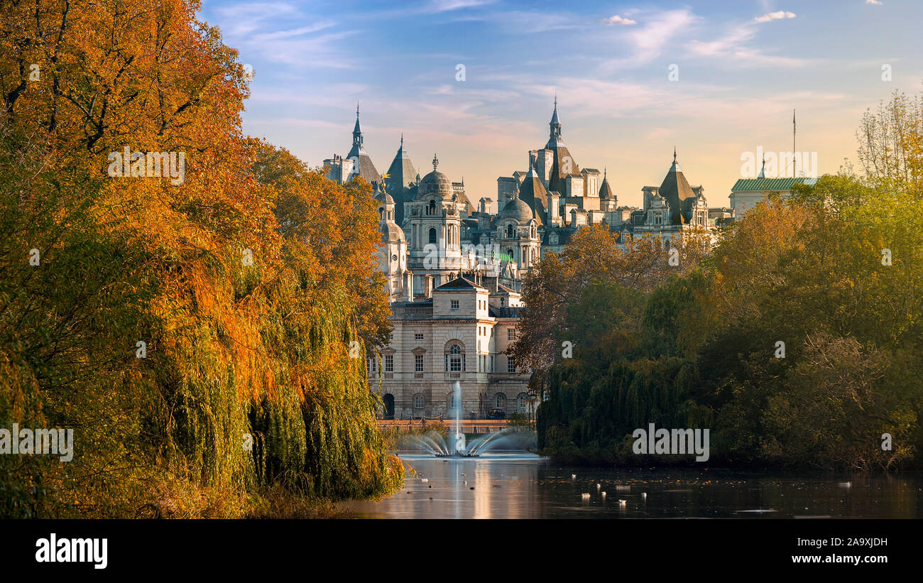 St james london capital city hi-res stock photography and images - Alamy