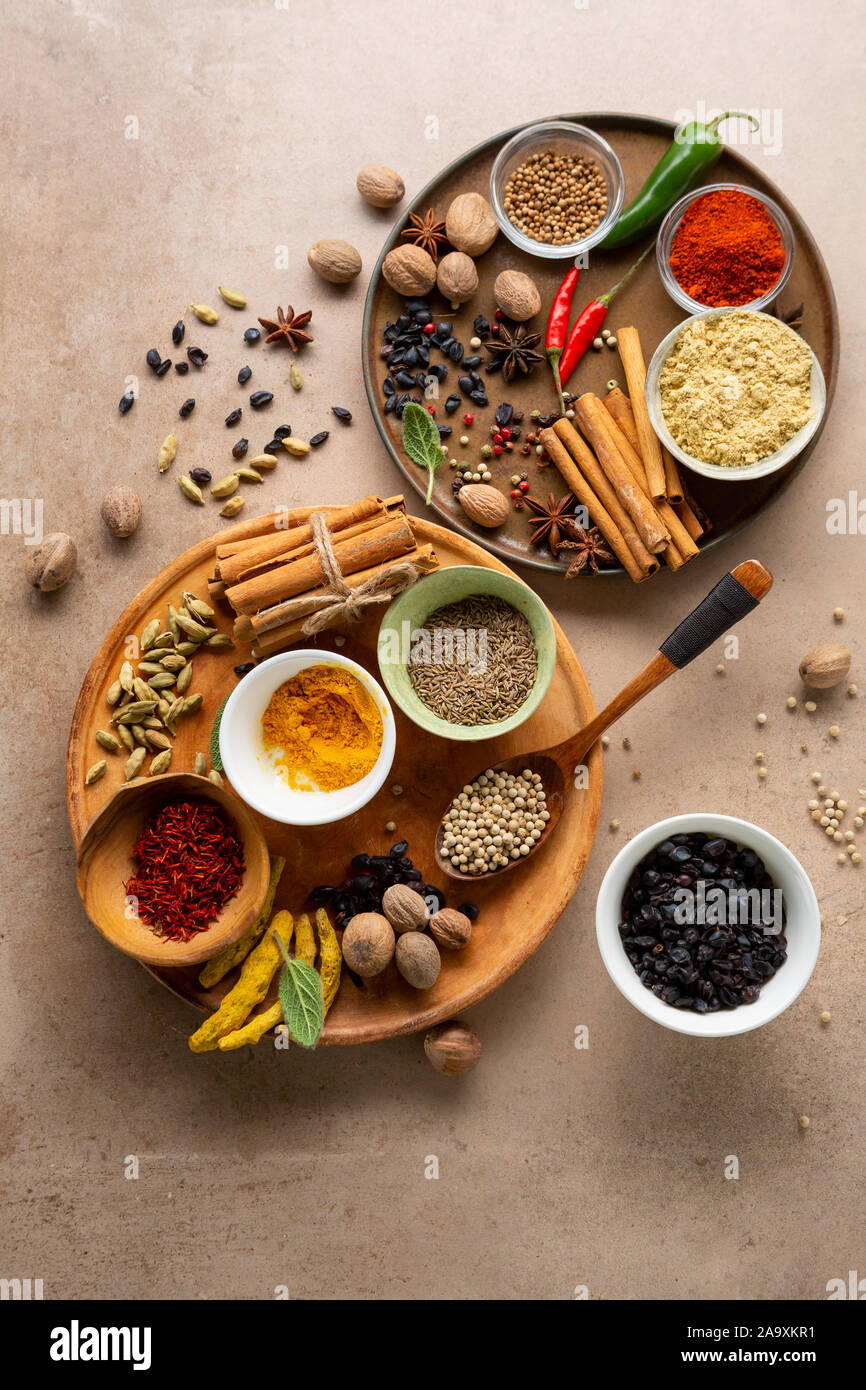 Set different plates bowl hi-res stock photography and images - Alamy