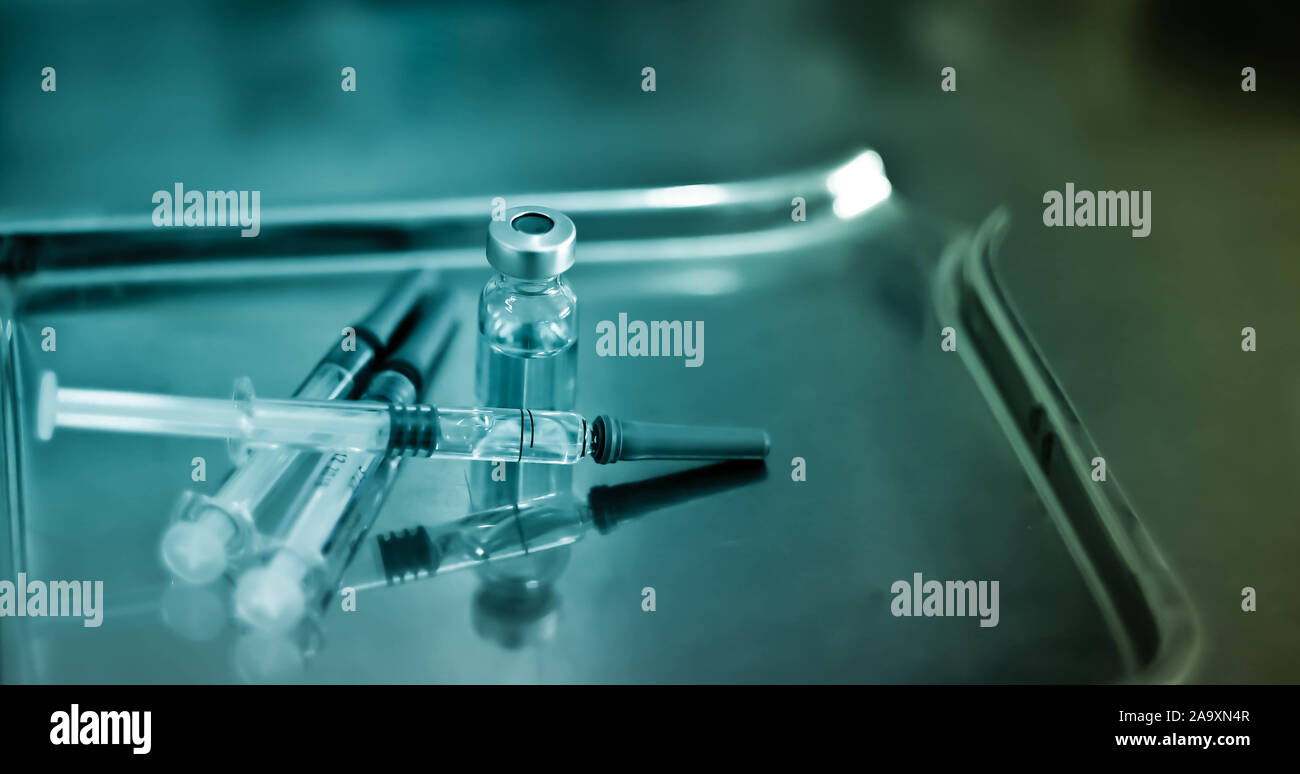 Child antibiotics injection hi-res stock photography and images - Alamy