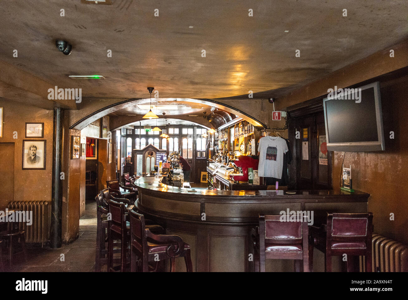 Pub sligo sligo ireland hi-res stock photography and images - Alamy