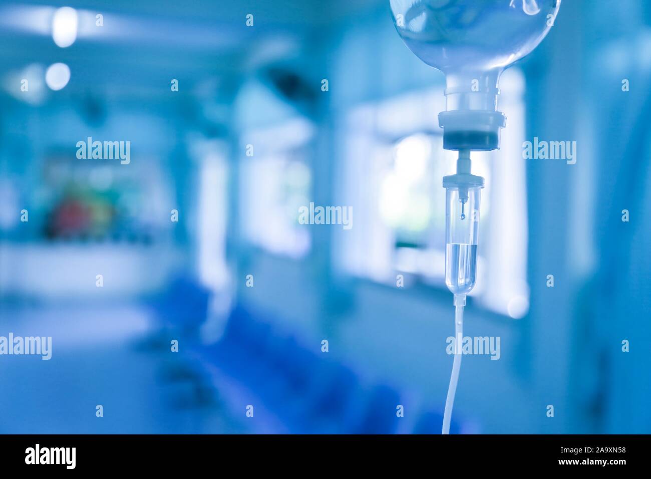 Intravenous drip hi-res stock photography and images - Alamy