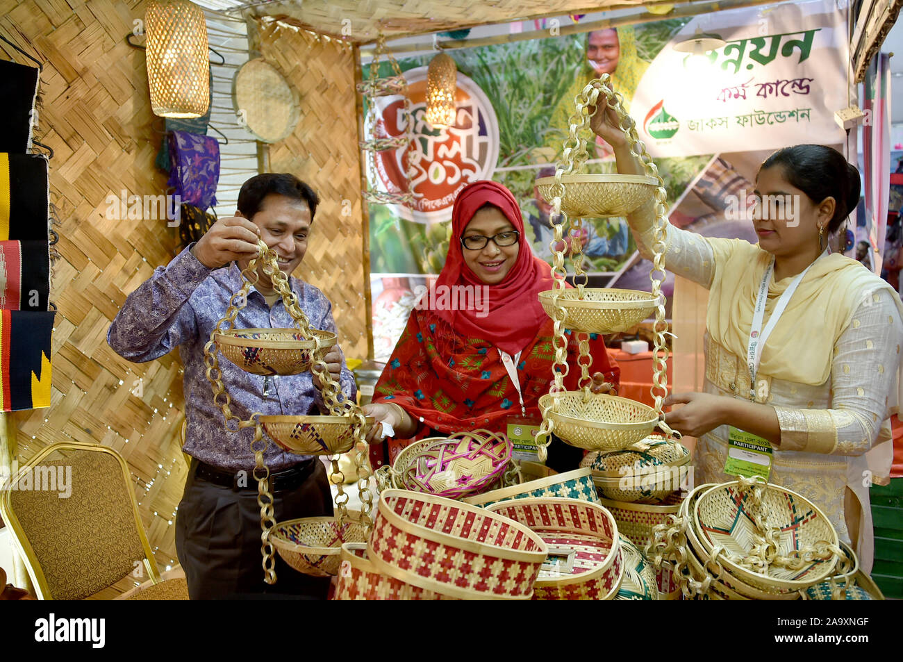 Marginalized people hi-res stock photography and images - Alamy