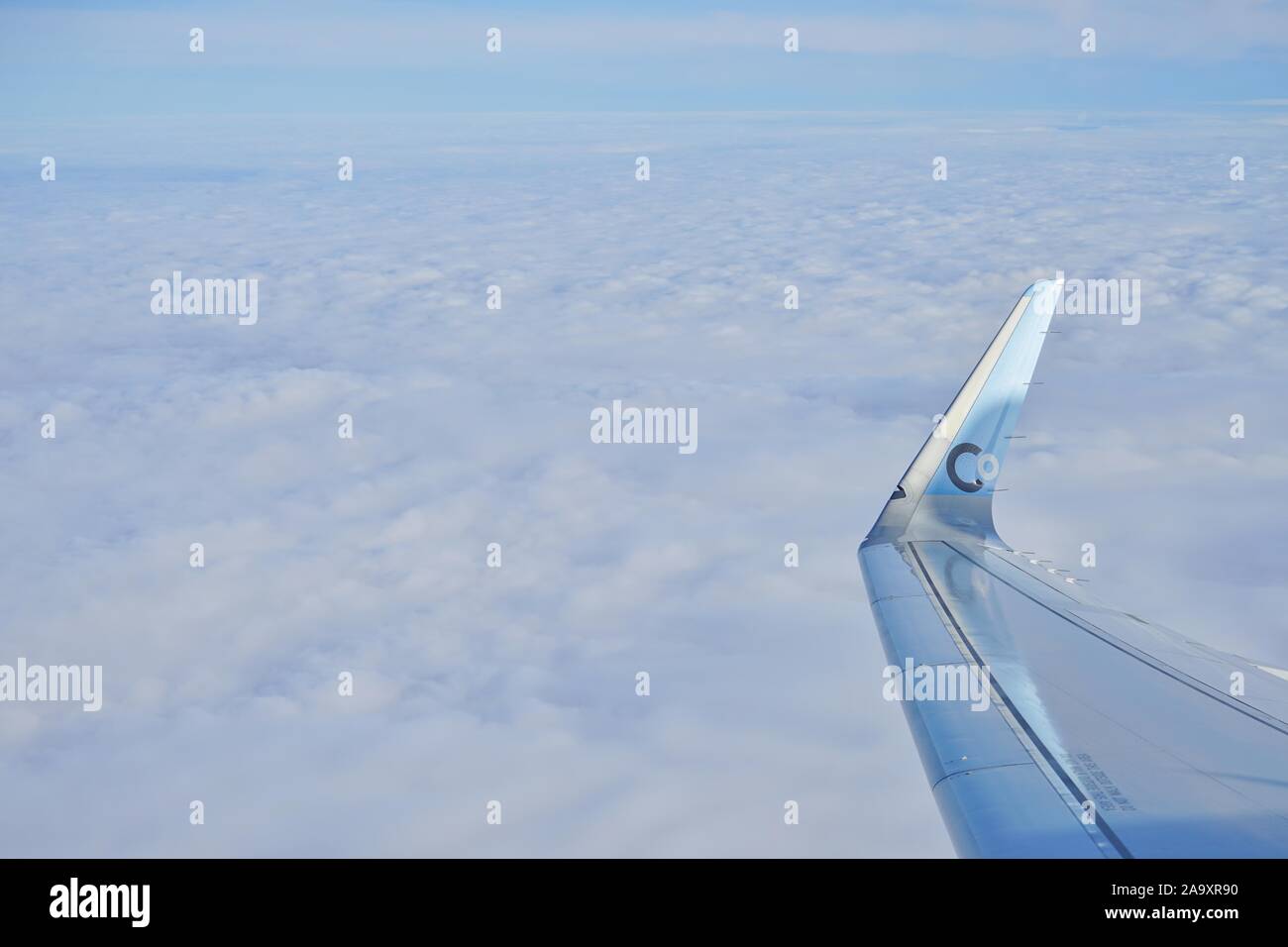 Air france business class cabin hi-res stock photography and images - Alamy