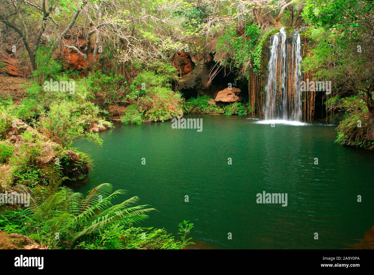 Tuff wasserfall hi-res stock photography and images - Alamy