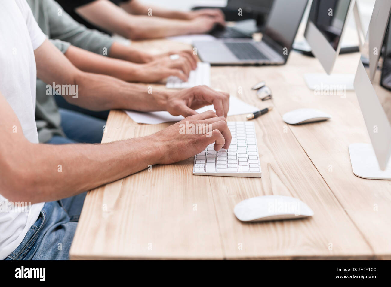 Input team hi-res stock photography and images - Alamy