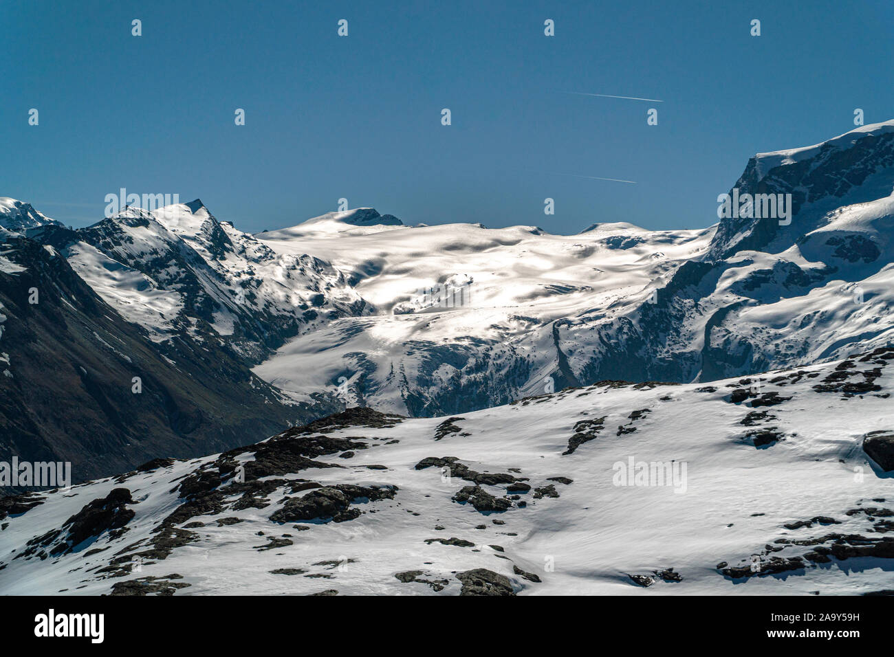 Alps climbing hi-res stock photography and images - Alamy