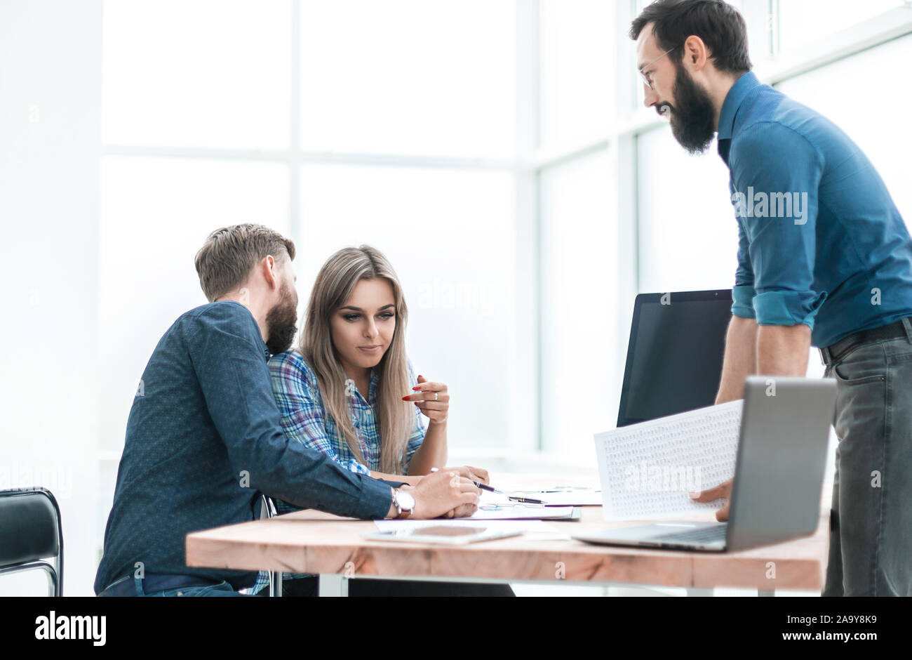 Client asking questions bank hi-res stock photography and images - Alamy