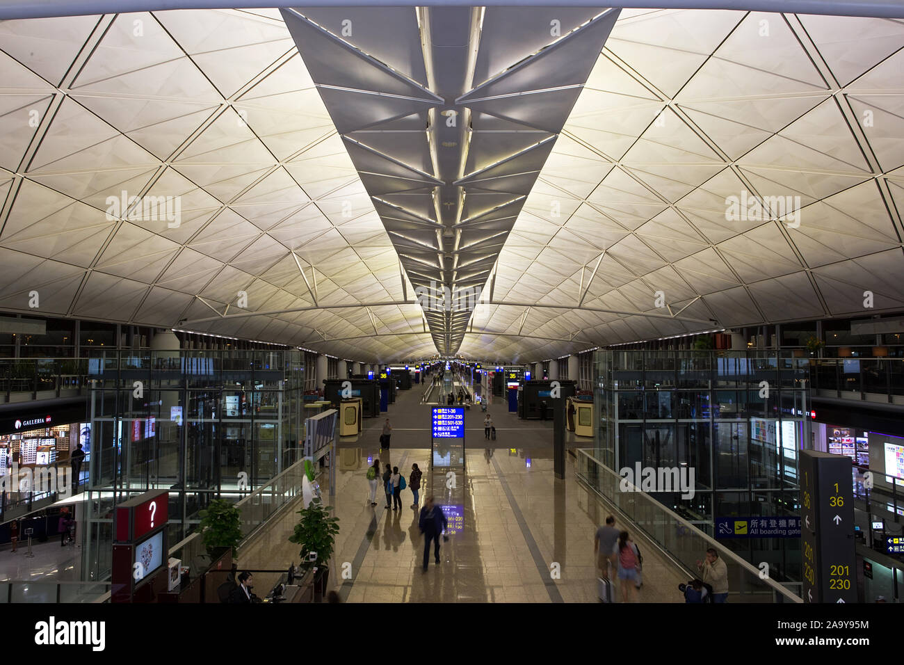 One hong kong passengers hi-res stock photography and images - Alamy