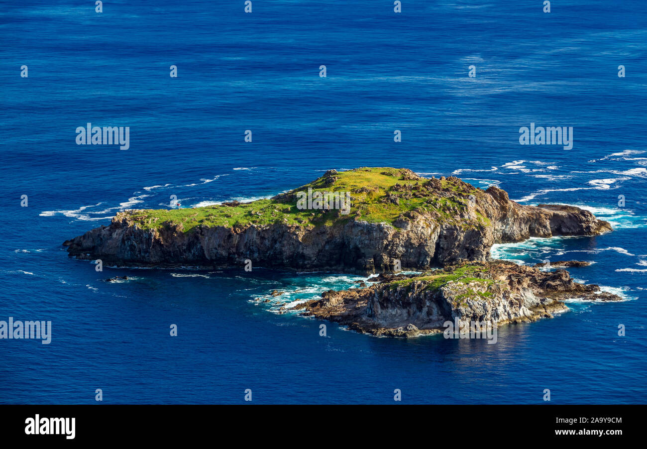Tangata matu islets closeup view in Rapa Nui Stock Photo - Alamy