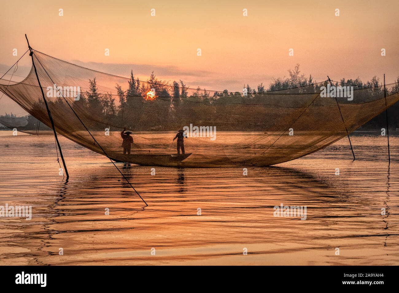 Stationary Lift Net Fishing Trap at Cua Dai Beach, Hoi An, Vietnam ...