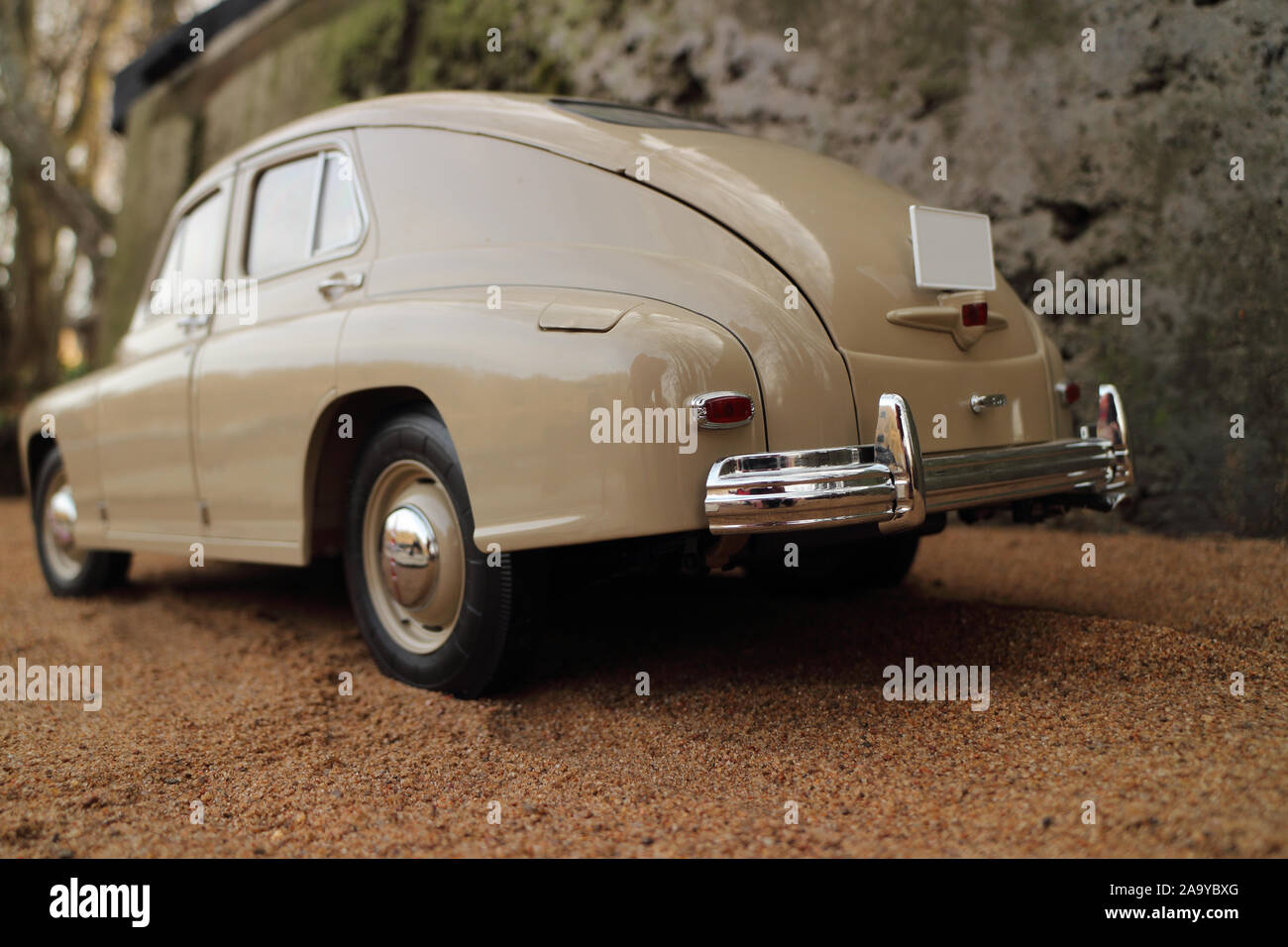 deluxe retro car GAZ M-20 back view, low angle Stock Photo - Alamy