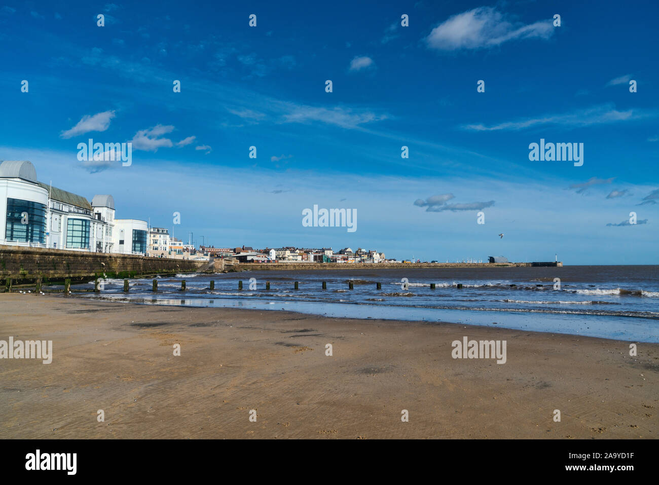 Bridlington Beach, pier, looking to harbour, East Riding, Yorkshire ...