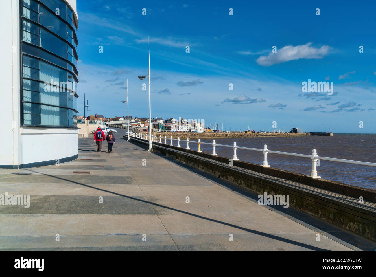 Bridlington, promedade, pier, looking to harbour, East Riding ...