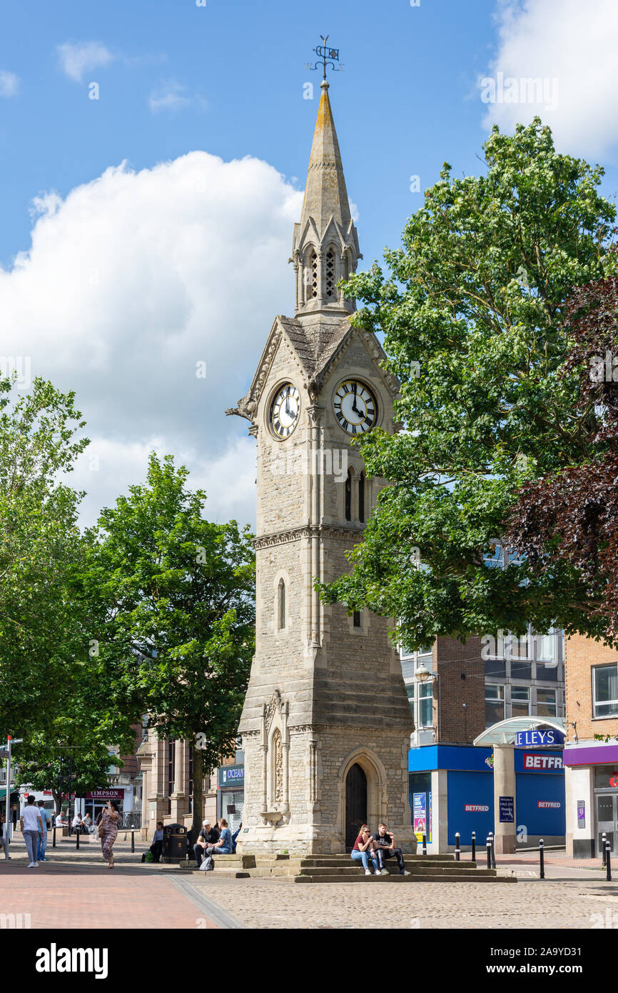 Aylesbury town centre hi-res stock photography and images - Alamy