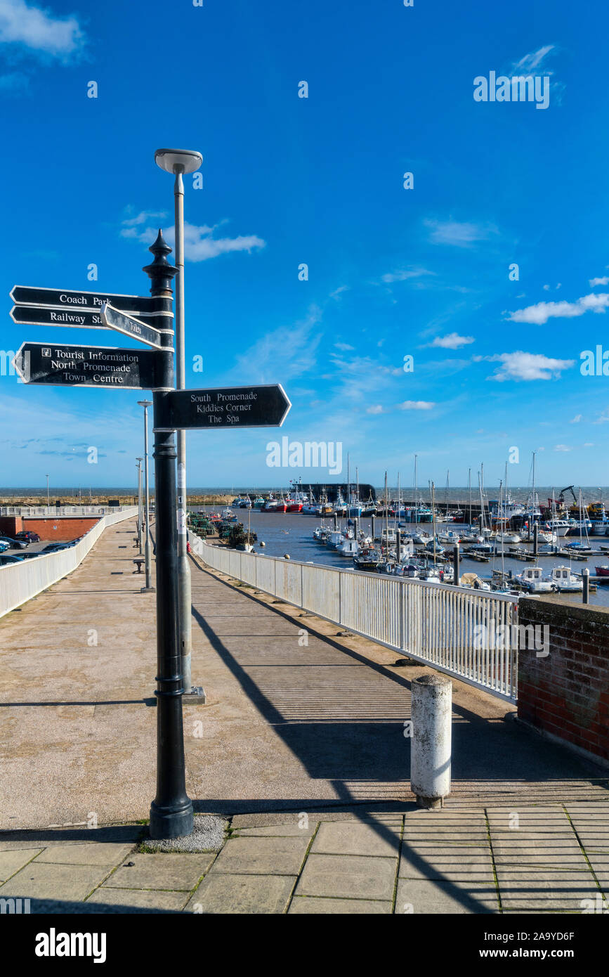 Bridlington east harbour riding yorkshire england hi-res stock ...