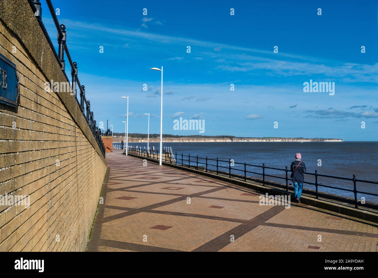 Bridlington promenade hi-res stock photography and images - Alamy