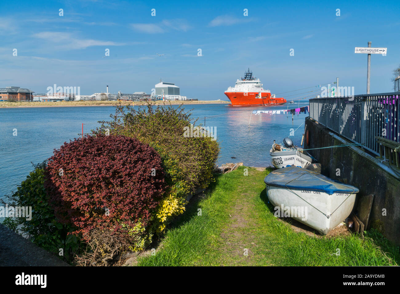Montrose estuary, looking from Ferryden over River South Esk to harbour ...