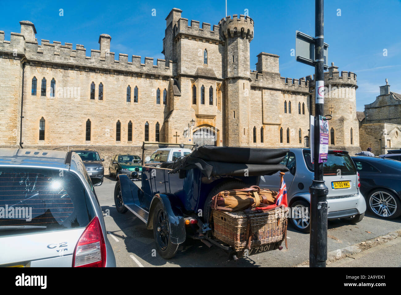 Cirencester castle hi-res stock photography and images - Alamy