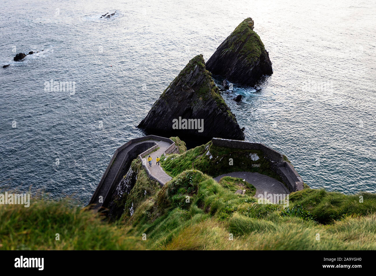 Dunquin harbour hi-res stock photography and images - Alamy