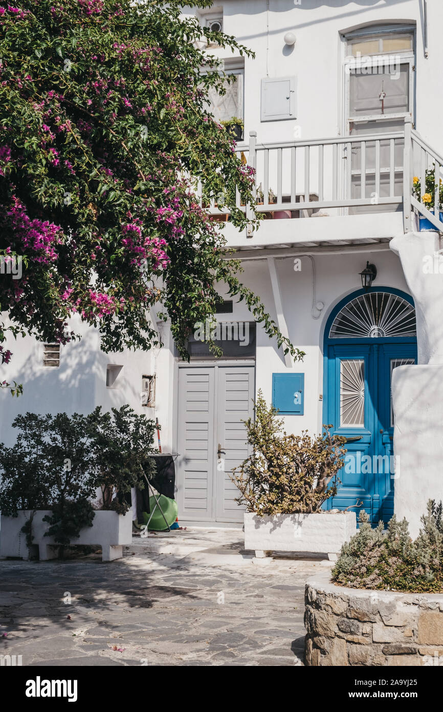 Mykonian architecture hi-res stock photography and images - Alamy