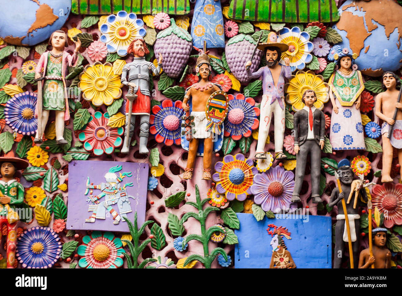 El arbol de la vida, the tree of life, an aztec tradition Stock Photo ...