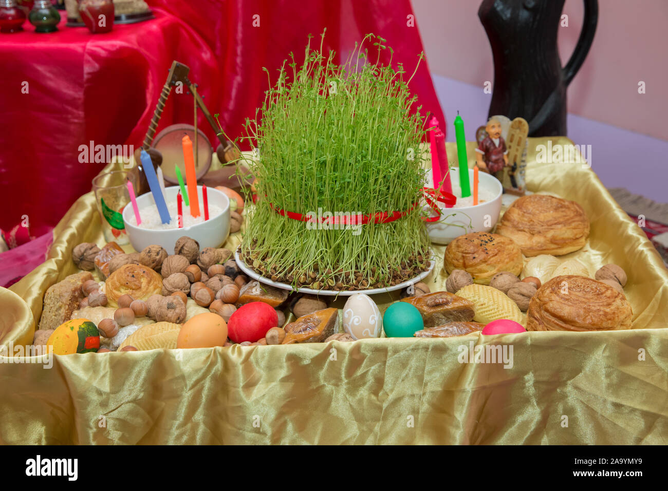 Semeni . Candle . khoncha . In hell, hazelnuts . Traditional shekerbura ...