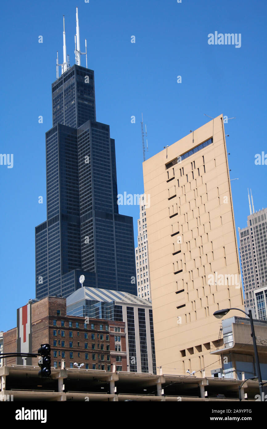 CHICAGO - JULY 30: John Hancock building on Michigan Ave in Chicago,IL ...