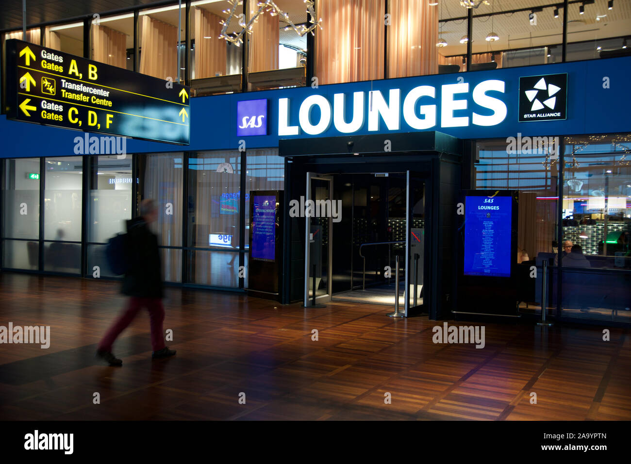 COPENHAGEN, DENMARK - NOV 24th, 2018: Entrance of airport business ...
