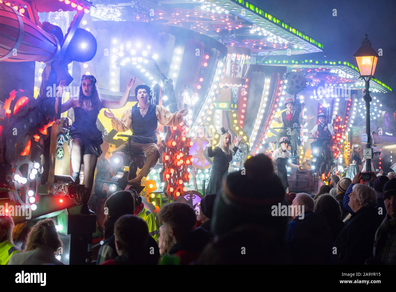 Carnival floats uk hi-res stock photography and images - Alamy