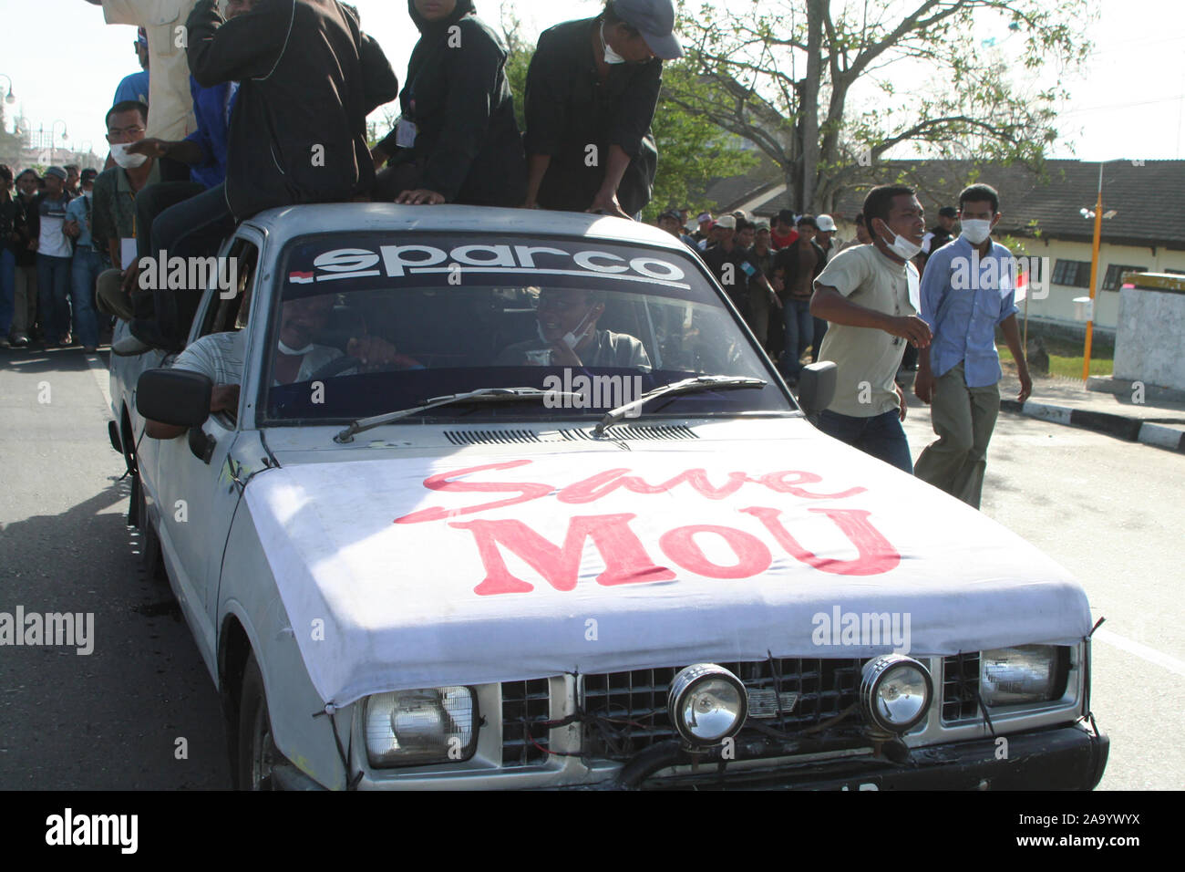 Banda Aceh, Aceh, Indonesia. August 15, 2006. Marches and ...