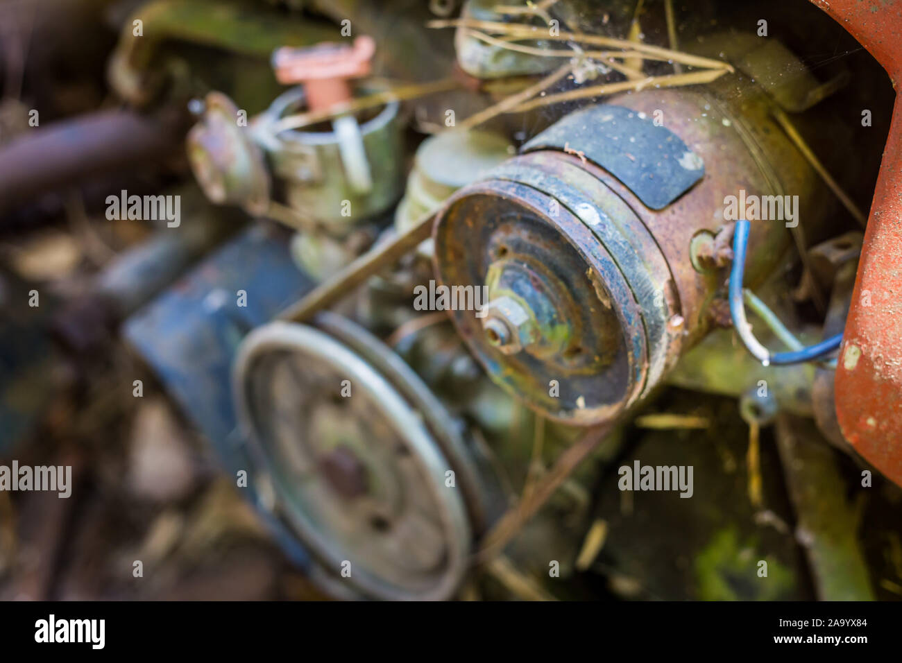 Old rusted abandoned 4x4 engine buggy in desolate barn Stock Photo - Alamy Old rusted abandoned 4x4 engine buggy in desolate barn Stock Photo - Alamy