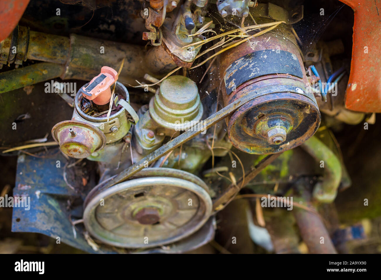 Old rusted abandoned 4x4 engine buggy in desolate barn Stock Photo - Alamy Old rusted abandoned 4x4 engine buggy in desolate barn Stock Photo - Alamy