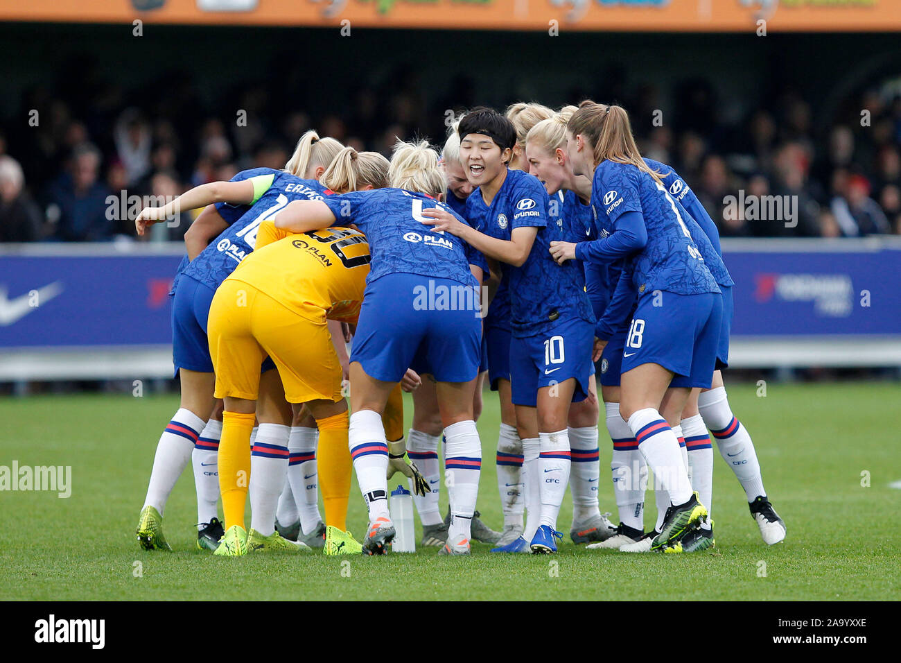 Chelsea huddle hi-res stock photography and images - Alamy